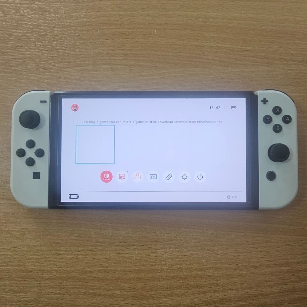 Pre-owned Nintendo Switch Console OLED Model - White - Own4Less